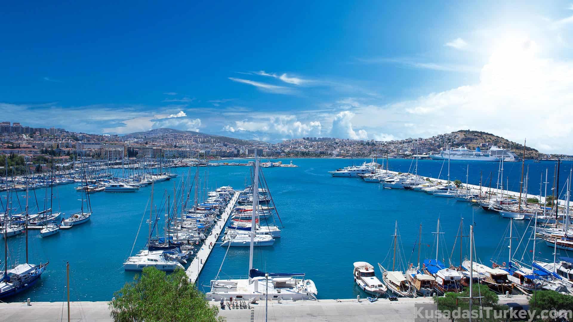 Coasting Along Kusadasi's Shore: A Walk and Cycle Guide